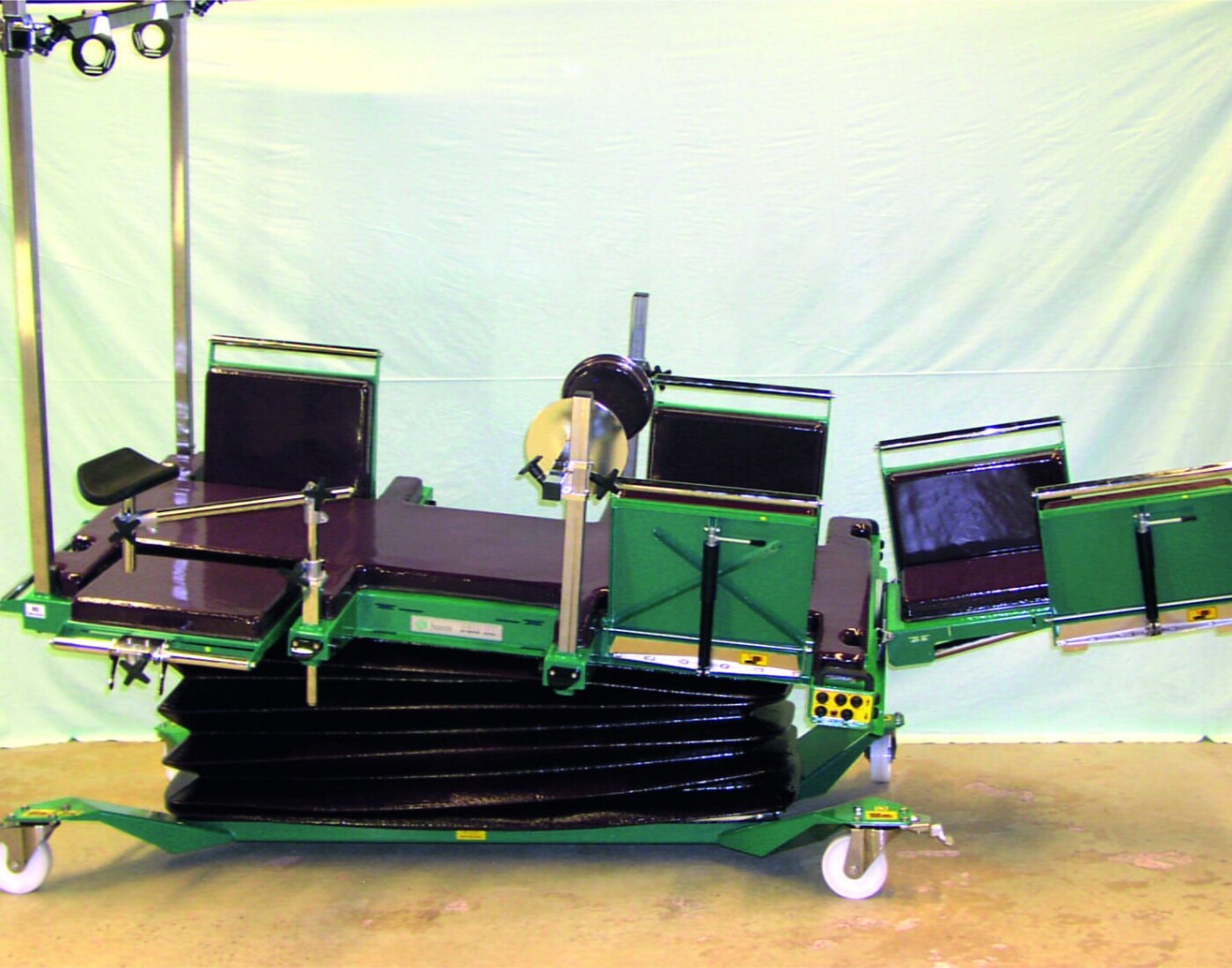 Surgery tables - Haico